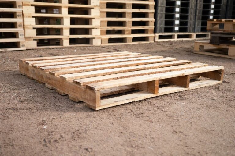 2-Tonne Capacity 1100 x 1100 x 110mm Pallet – 4 Bearer (Wooden ...